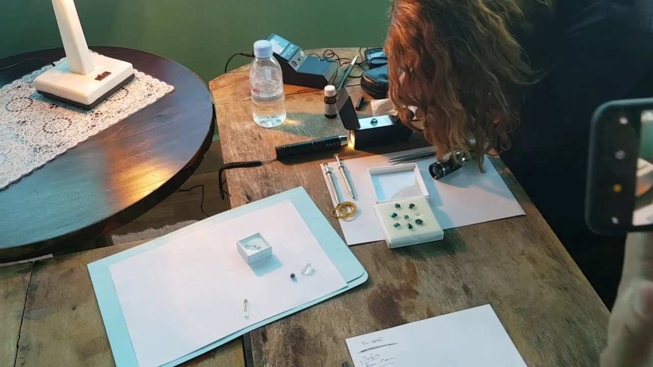 How To Checking Real Or Fake Gems/ ការពិនិត្យមើលត្បូងពិត ឬក្លែងក្លាយ ...