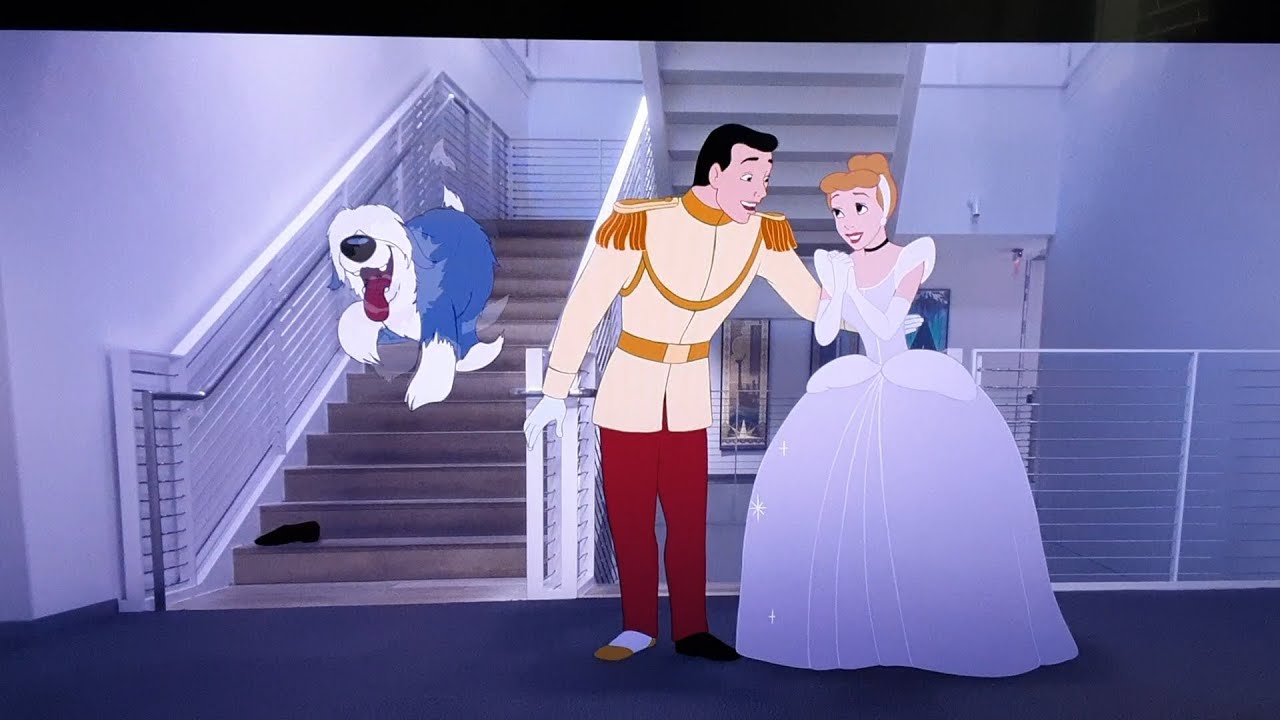 Disney once upon a studio. but only when princesses appear. - YouTube