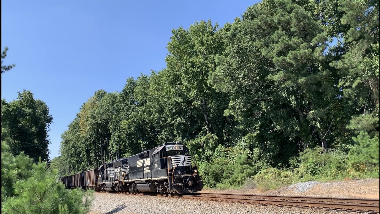 NS 701 Leads P52 (NB) Thru Norcross, GA 9/15/2022 - YouTube