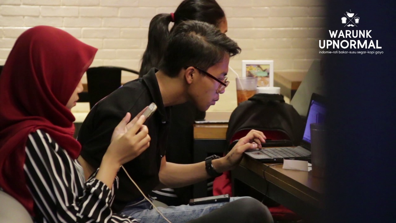 Warunk Upnormal Cihampelas Walk, where fun takes off! - YouTube