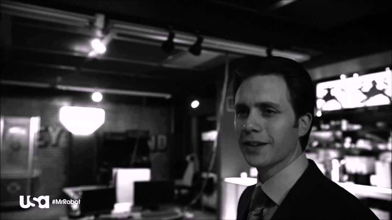 Mr Robot S01 E09 (Last Scene) - YouTube