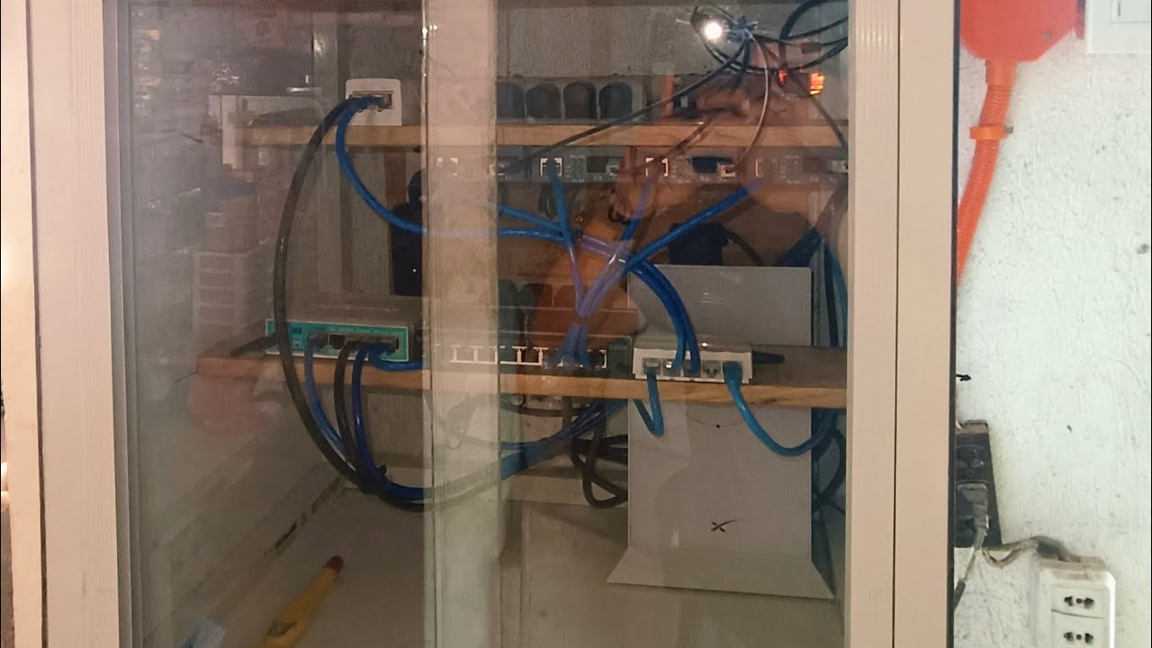 Wiring arrangement for Starlink Setup - YouTube