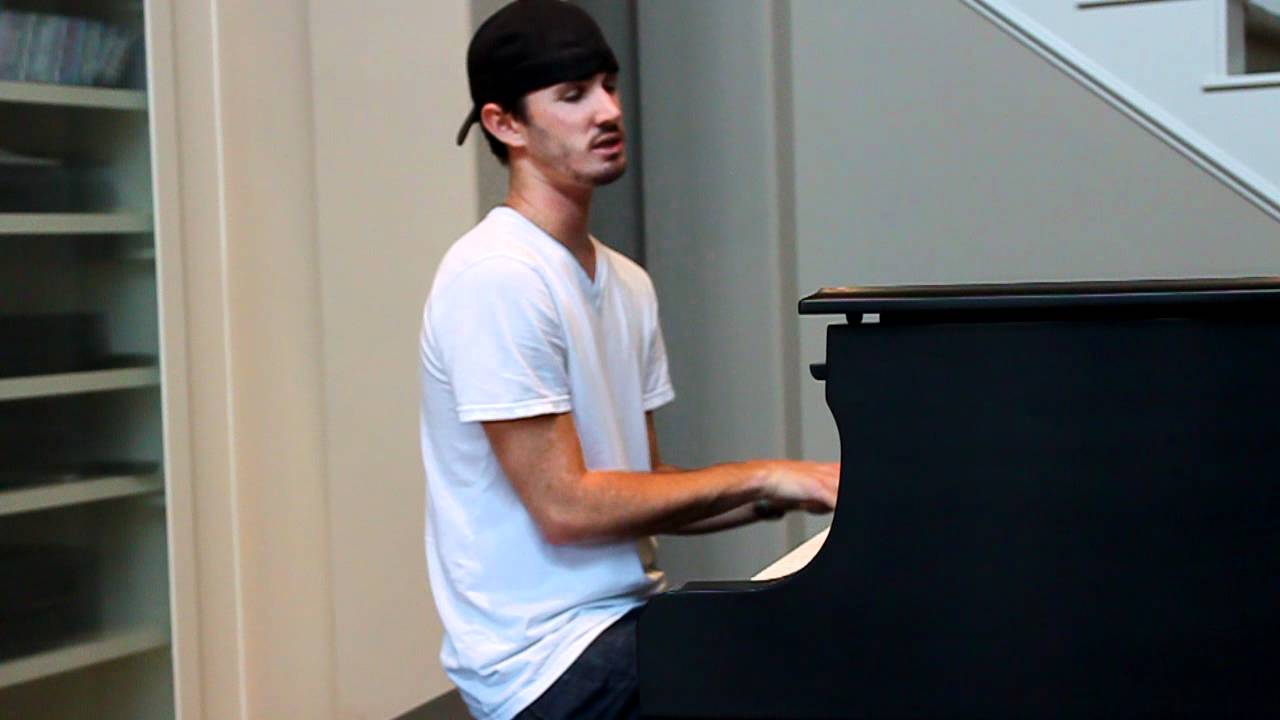 Billy Shoemaker - Crazy (Gnarls Barkley) - YouTube