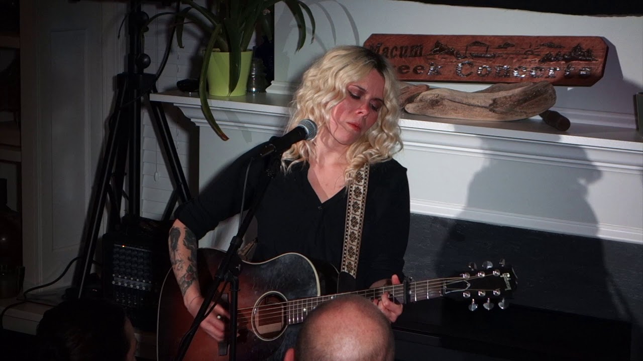 Jaimee Harris - On the Surface - YouTube