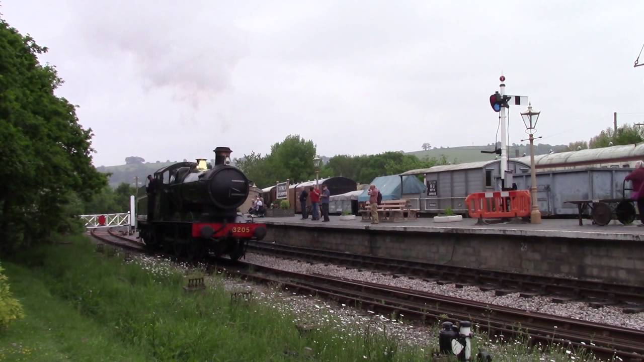 3205 at South Devon Railway, Totnes on 4/5/16 - YouTube