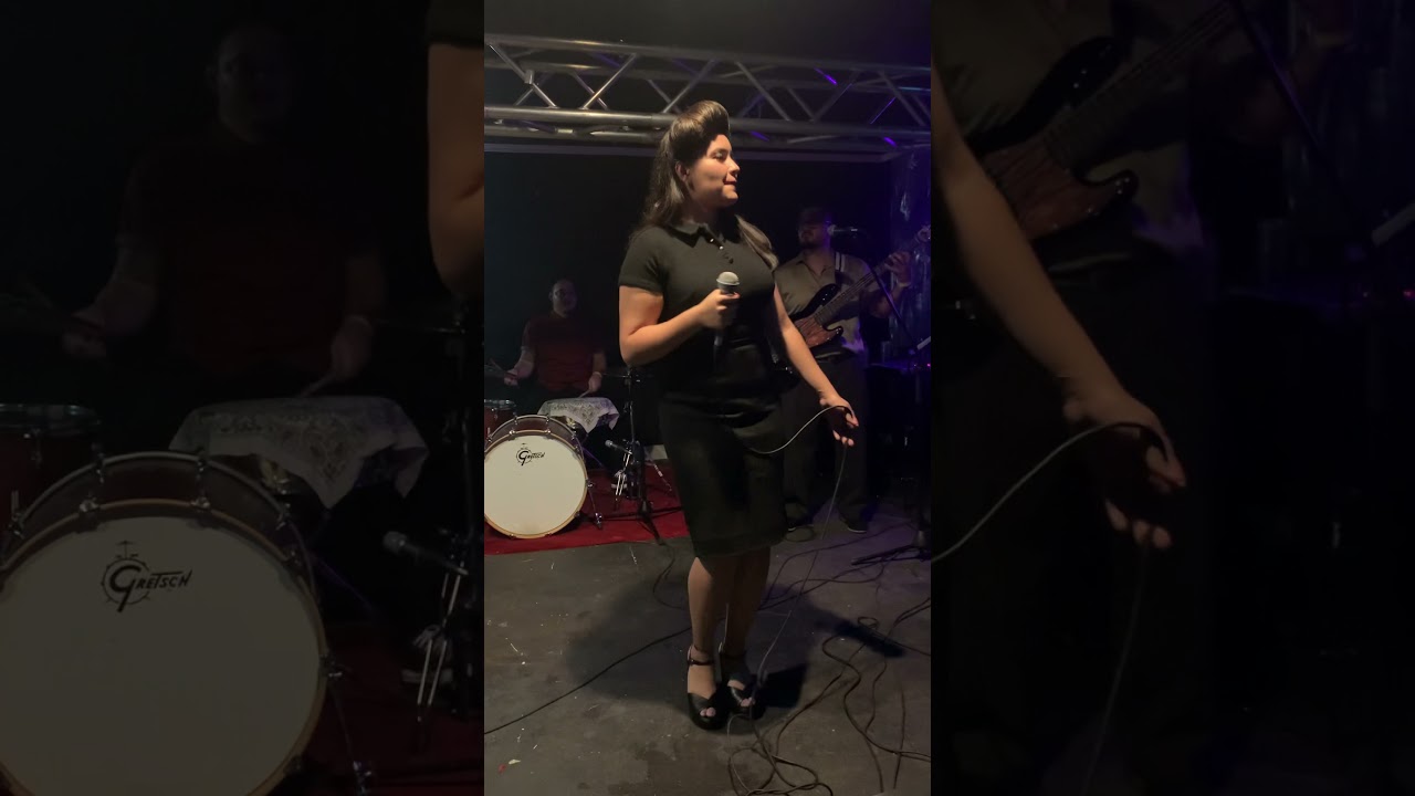 Itzcalli Marie (Thee Lakesiders) “who do you love” - YouTube