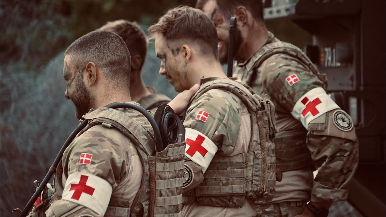 Combat Medic - Piranha Armored Ambulance - YouTube