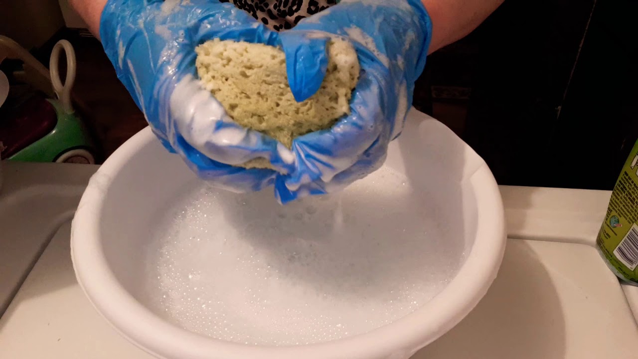 Short rinse from laundry squeeze - YouTube