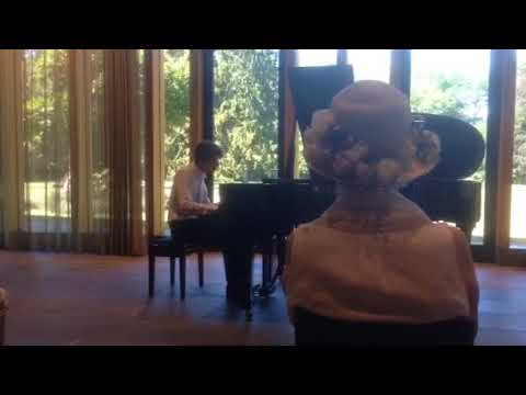 Cora Stevens bij Casper - YouTube