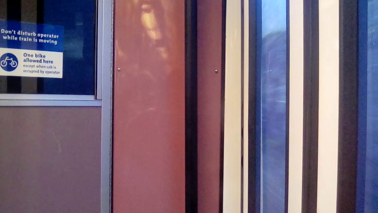 Trimet max light rail train blue line part 1/2 episode 12 with 201 ...