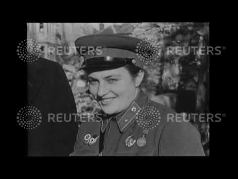 1942 Russian woman sniper in visits Britain
