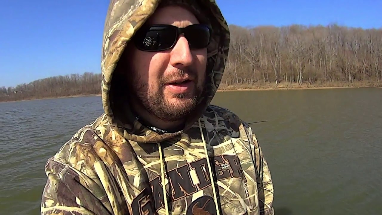 First time out spider rigging for crappie - YouTube