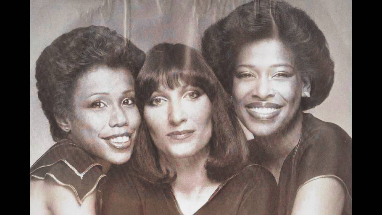 Formerly of the Harlettes - Cash In - YouTube