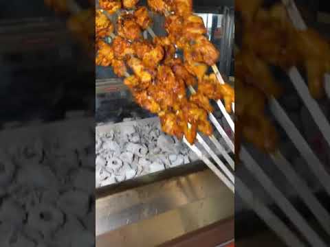 Tavuk şiş Nar gibi Kızarmış