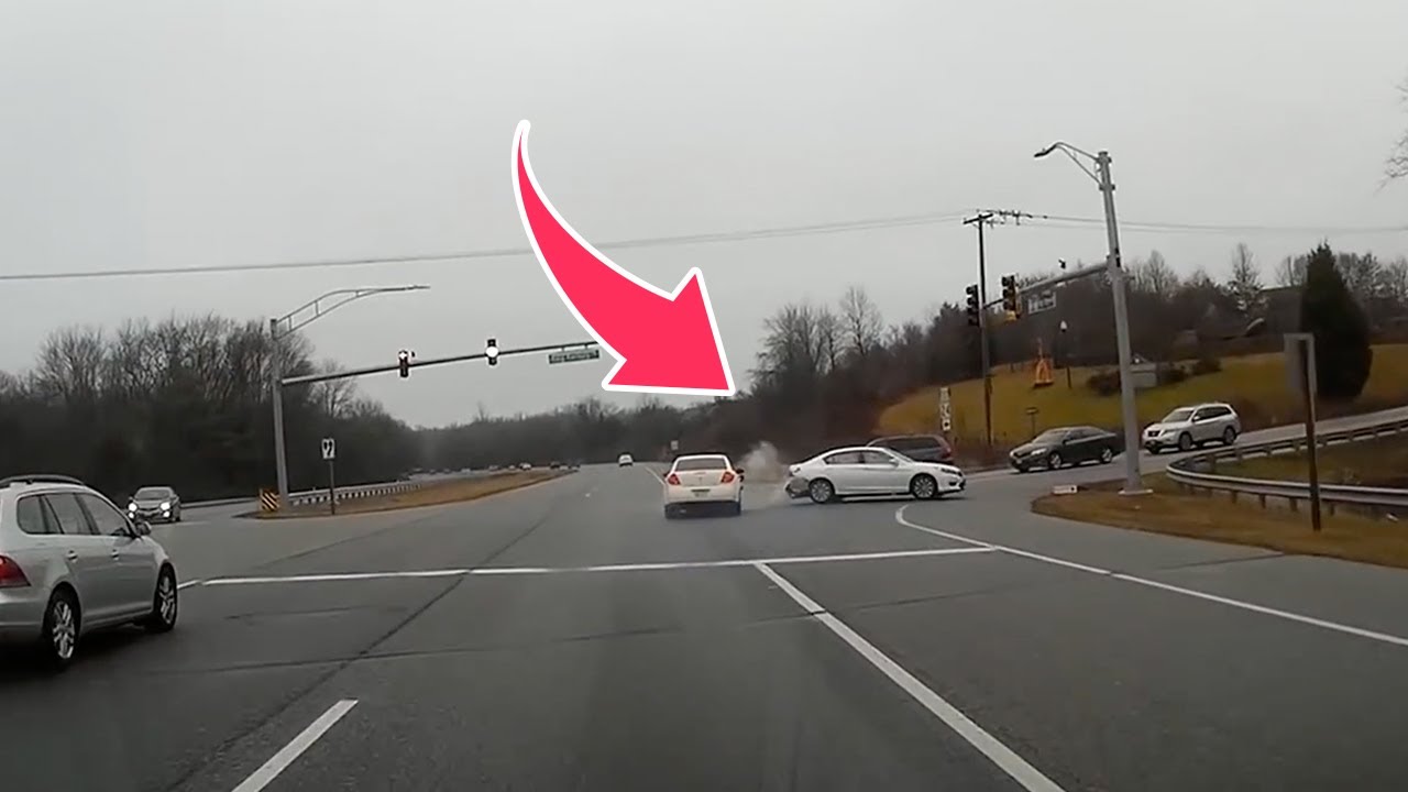 Car Crash Dashcam Bad Drivers Compilation 2021-2022 #8 - YouTube