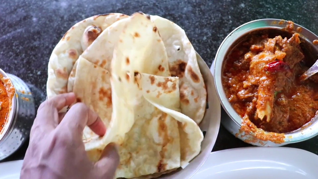 EATING MUTTON HUNDI AND MATKA CHICKEN WITH BUTTER NAAN AND TANDOORI ...