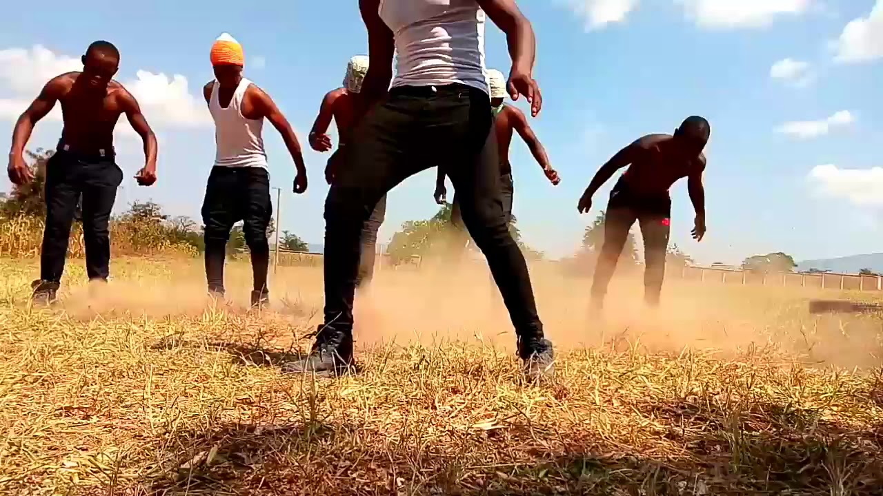 Kanyaga dance by Ray Dougie 360 - YouTube