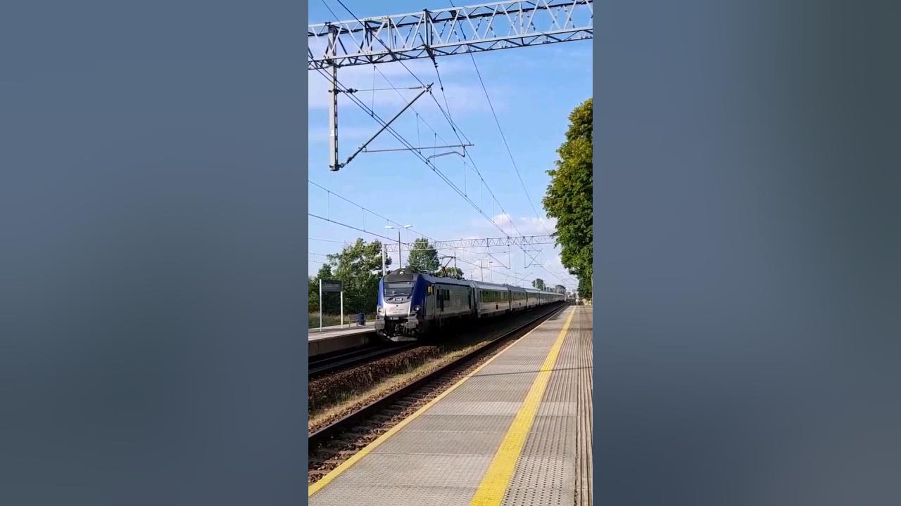 EU160 z IC Mieszko - YouTube