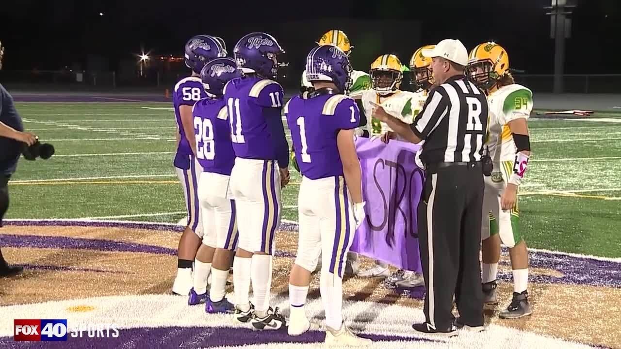 Tracy Bulldogs beat Tokay Tigers 21-6 - YouTube