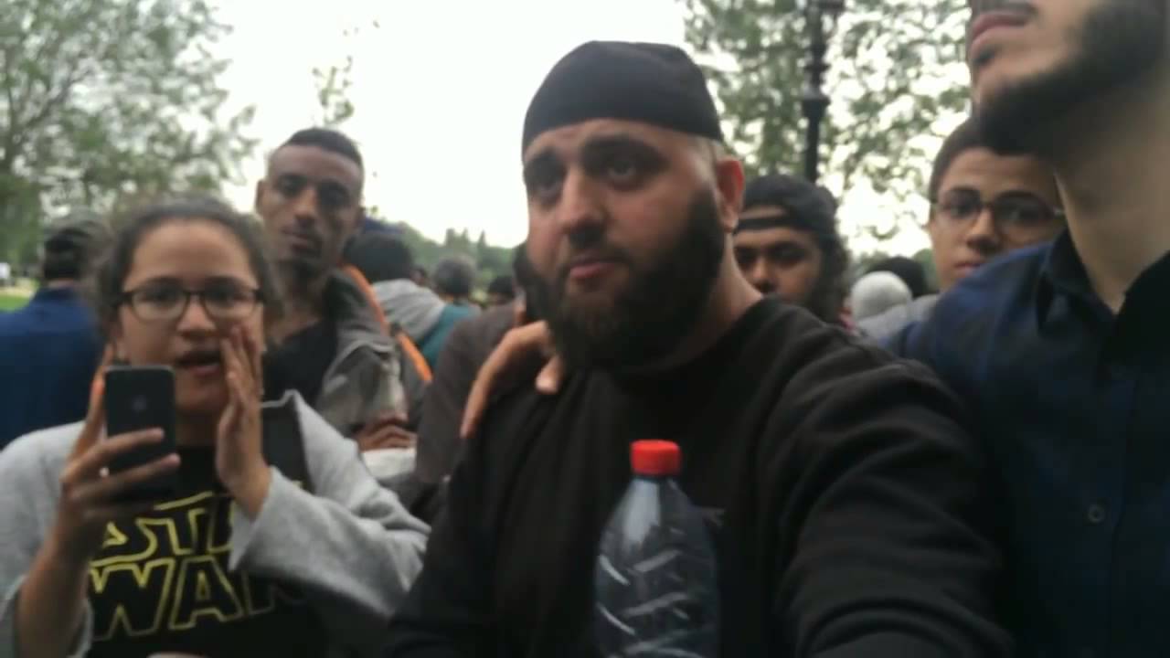 Christianity vs Islam debate at Speakers Corner - YouTube