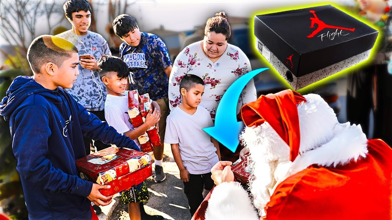 Giving Jordans To Strangers For Christmas!! - YouTube