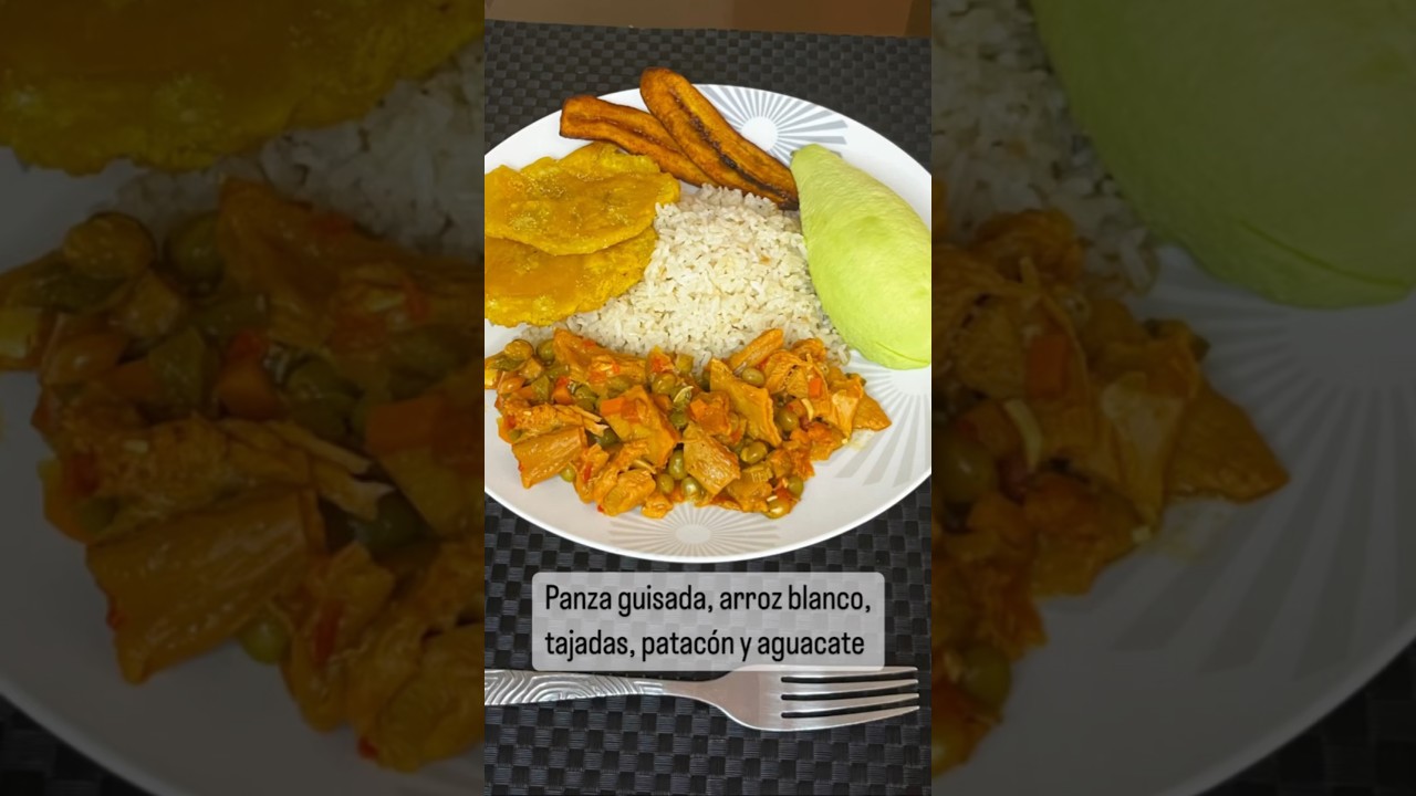 Panza guisada, arroz blanco, patacón y aguacate 🤤 #eat #food #reels # ...
