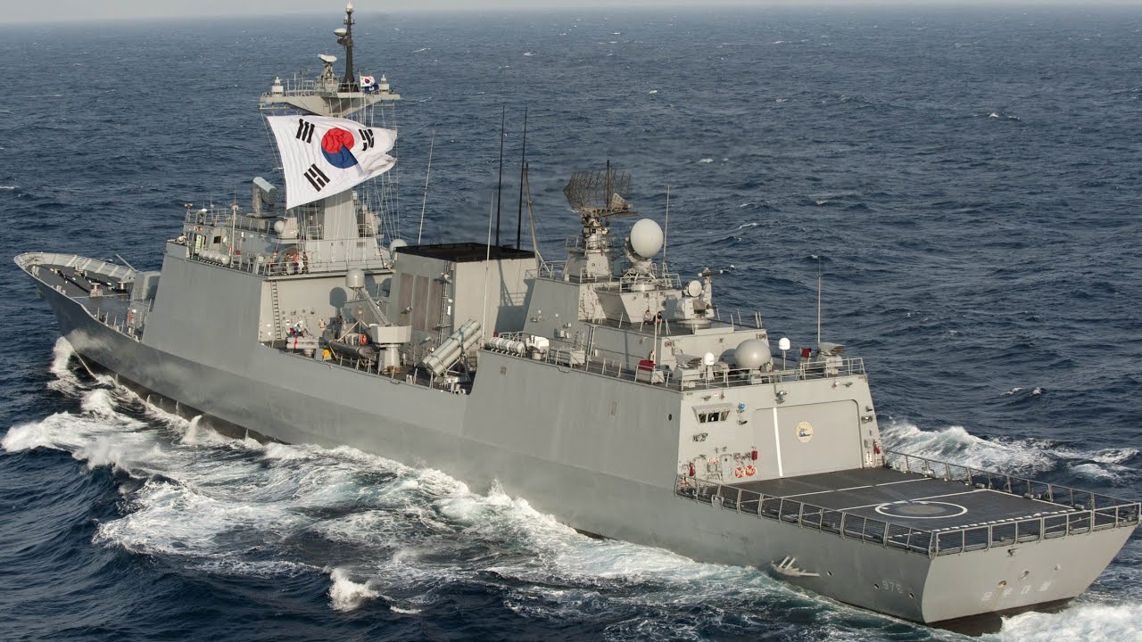 2026 충무공 이순신 KDX-III 이지스 구축함 리뷰 | 성능·외관 완전 분석 - YouTube