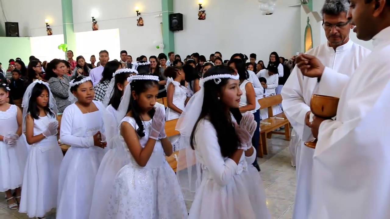 Primera Comunión - YouTube