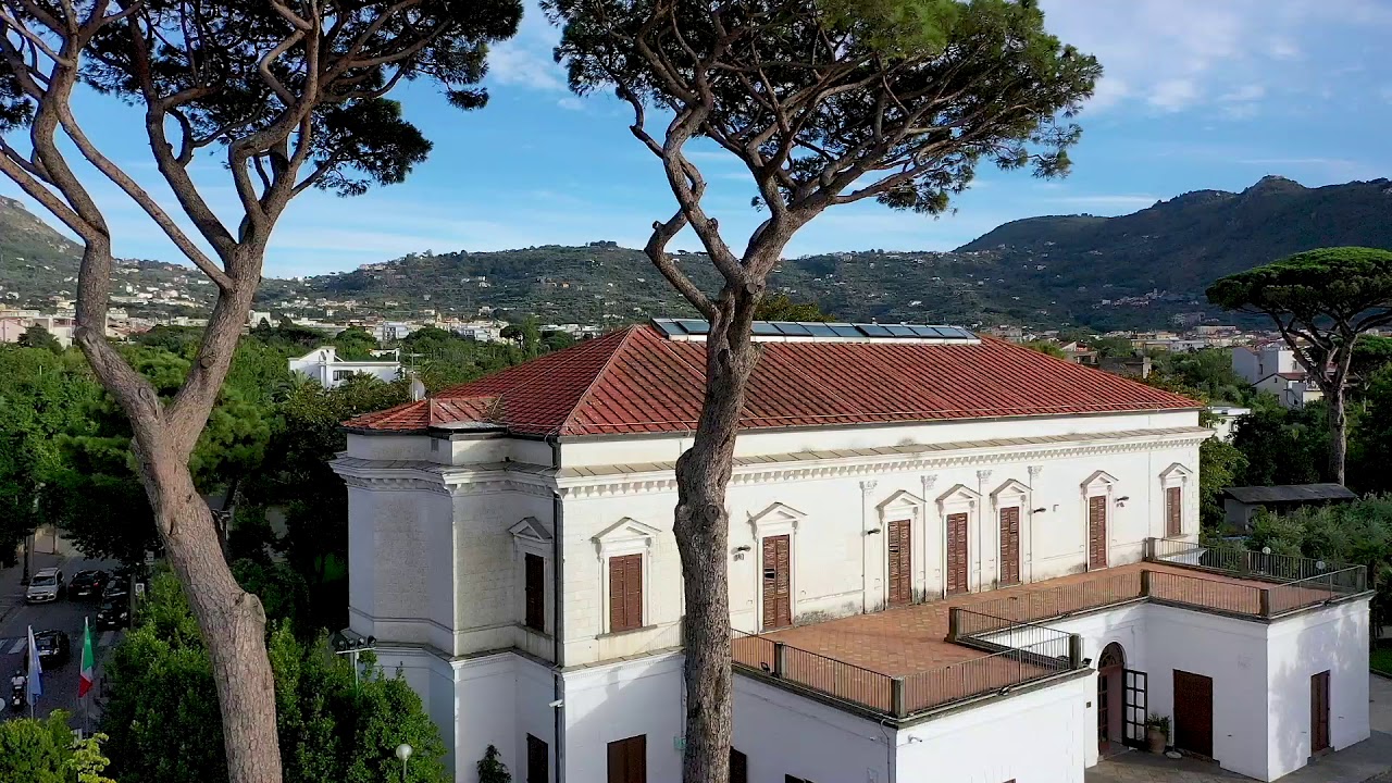 villa fondi de sangro piano di sorrento - YouTube