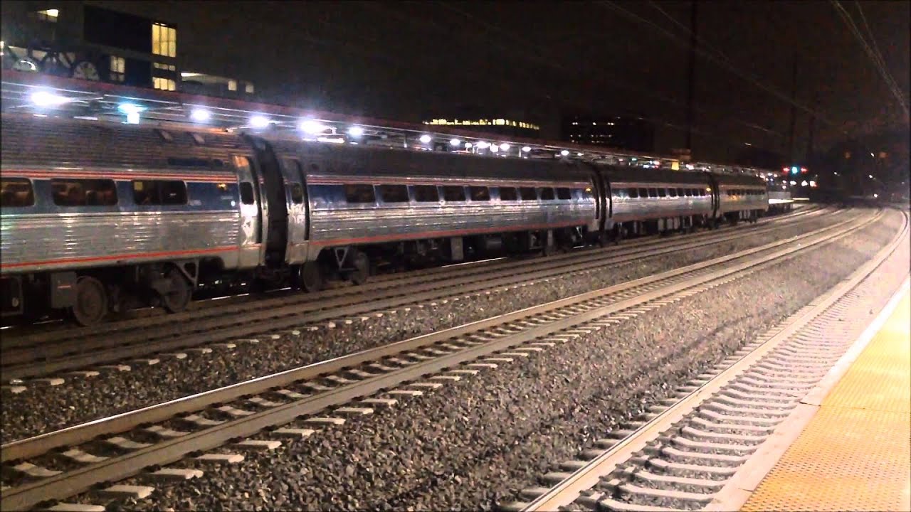 NJT Comets, Arrow IIIs, and an Amtrak NE Regional at Metropark - YouTube