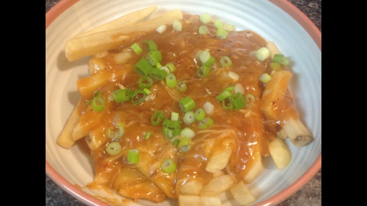 Spicy Poutine / Potato Fries with Spicy Gravy (Vegetarian) - YouTube