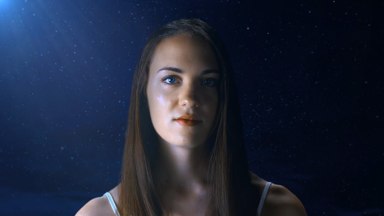 What Makes Anna So Beautiful In The Moonlight? - YouTube