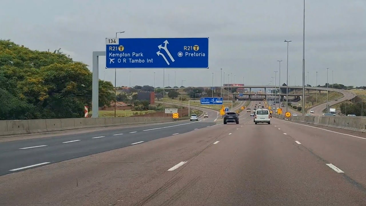 Pretoria North to Johannesburg South Drive, South Africa (N1 Highway ...