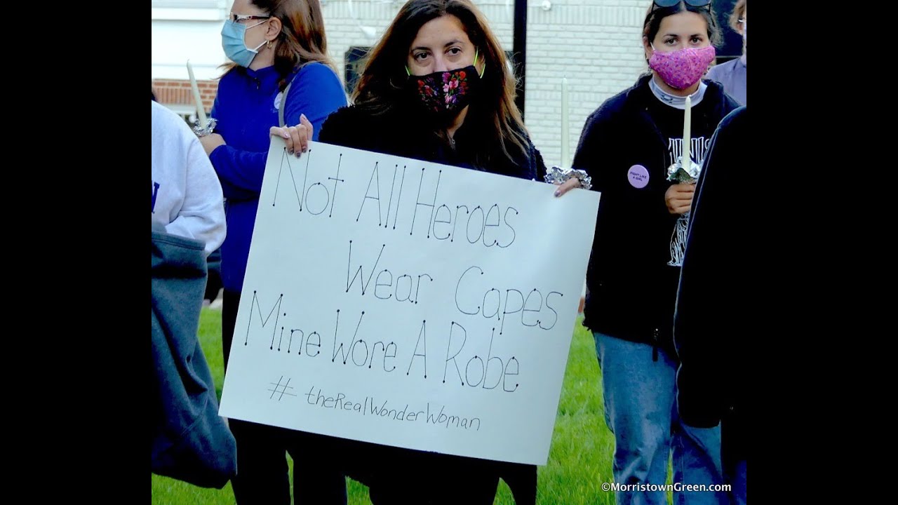 R.I.P., RBG: Morristown vigil for late Supreme Court Justice - YouTube