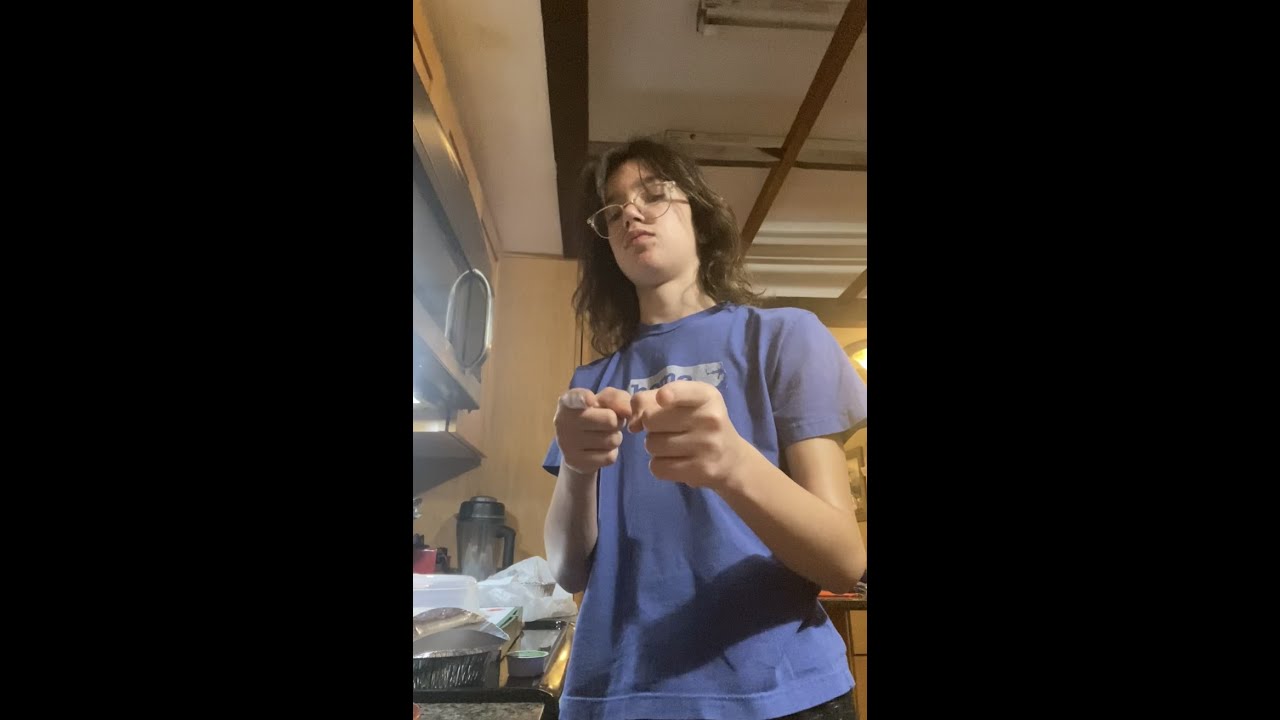 Child Prodigy Chef Makes Delicous Meal - YouTube