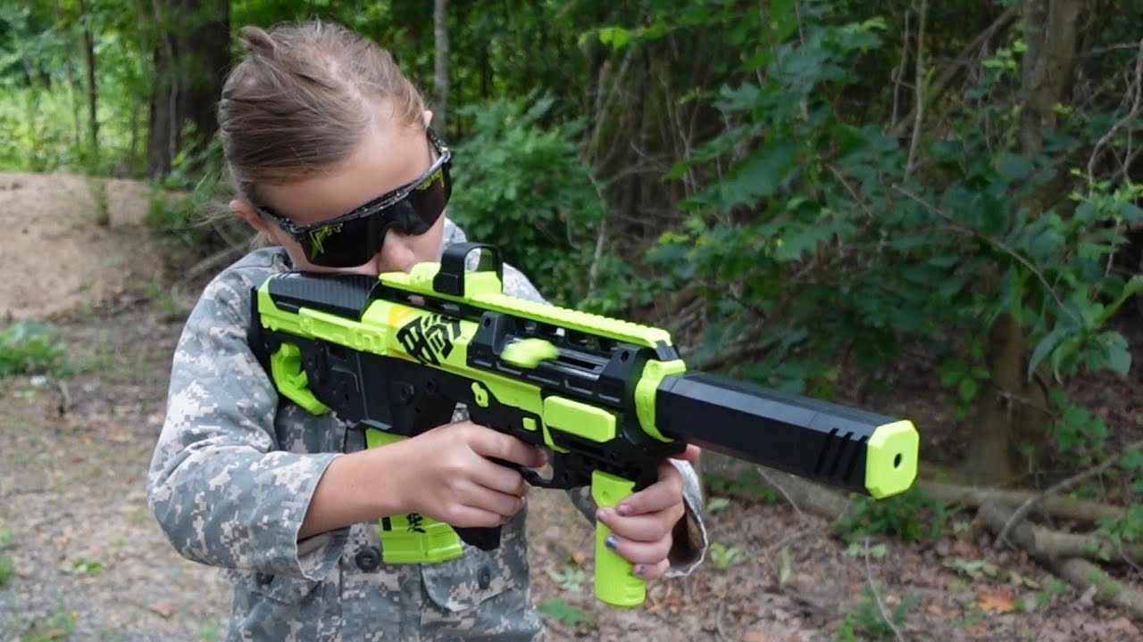 Like Nerf Only Way Better! YaGee DGR-LEI Gel Ball Blaster - YouTube