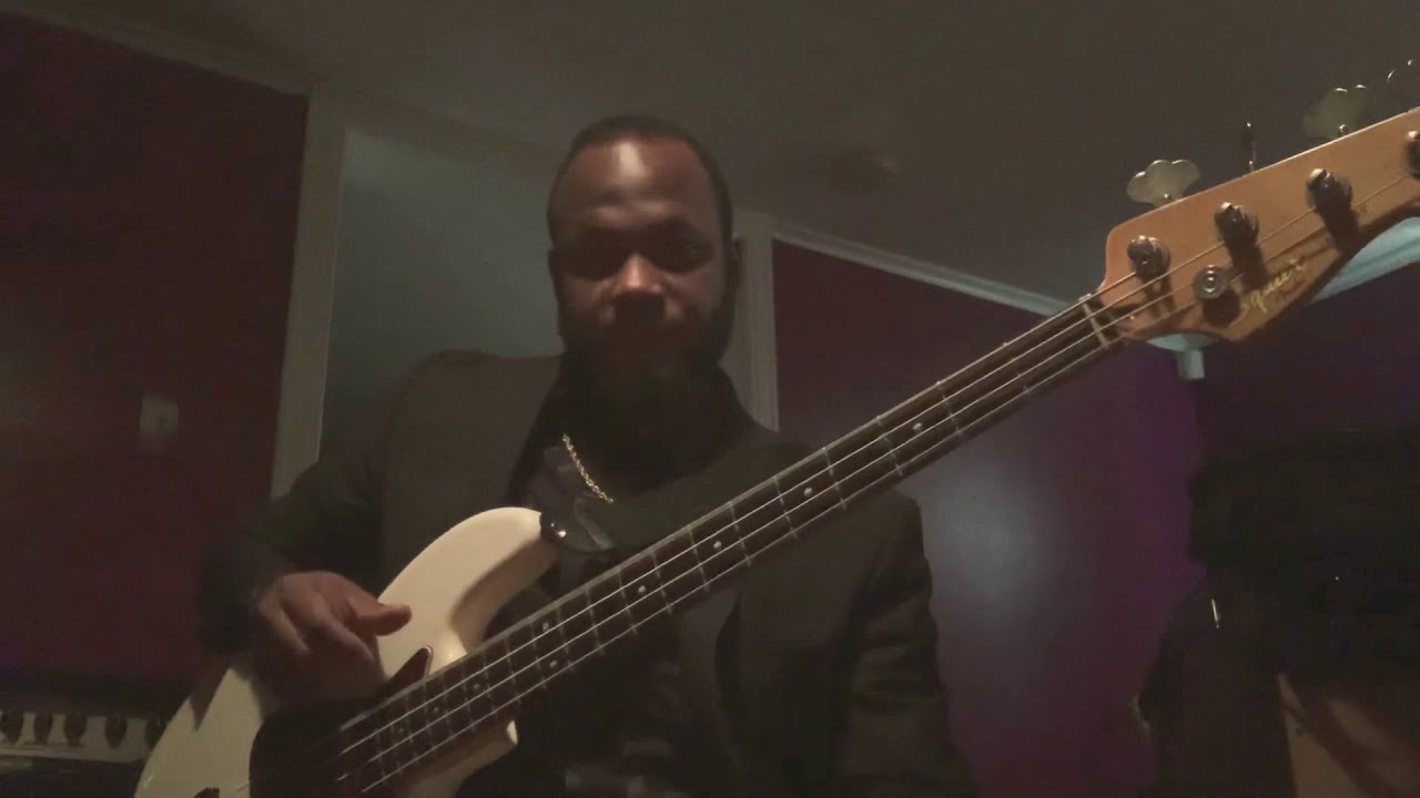 Bass Lesson 2 tuning a bass guitar Kevin - YouTube