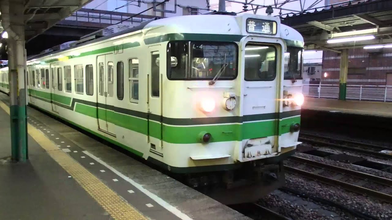 上越線115系回送 長岡駅発車 JR-East Joetsu Line 115 series EMU - YouTube