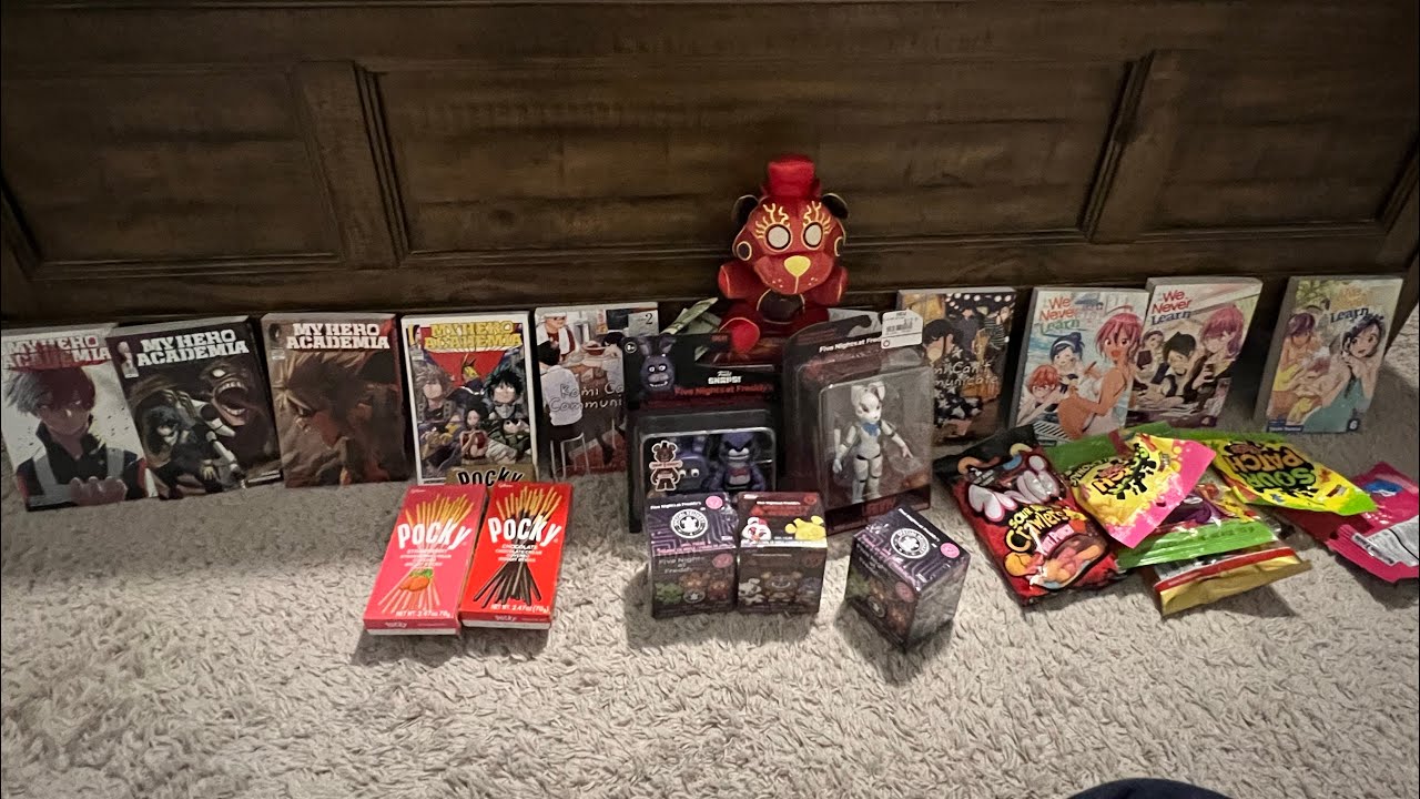 Birthday gift opening reveal - YouTube