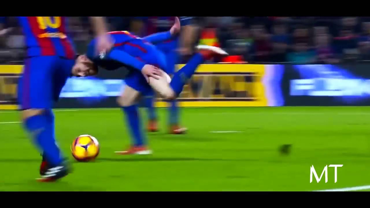 The body balance and The Agility Of Lionel Messi Crazy Body Adjustement ...
