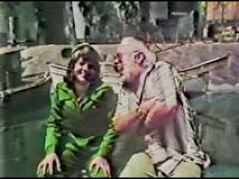 Mouseketeer Lisa Whelchel Meets Mickey Rooney (S2 Ep132) NMMC (1977 ...