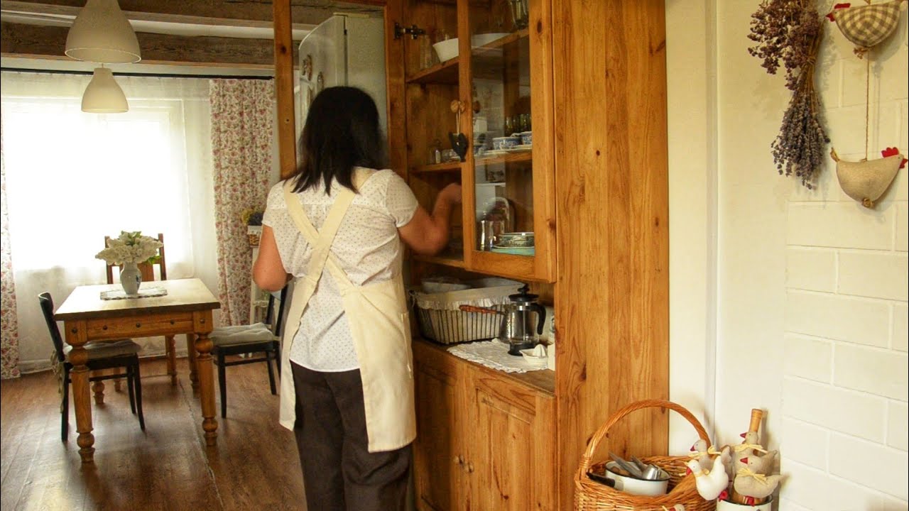Simple and unhurried life in a village house | Cleaning and sewing. My ...