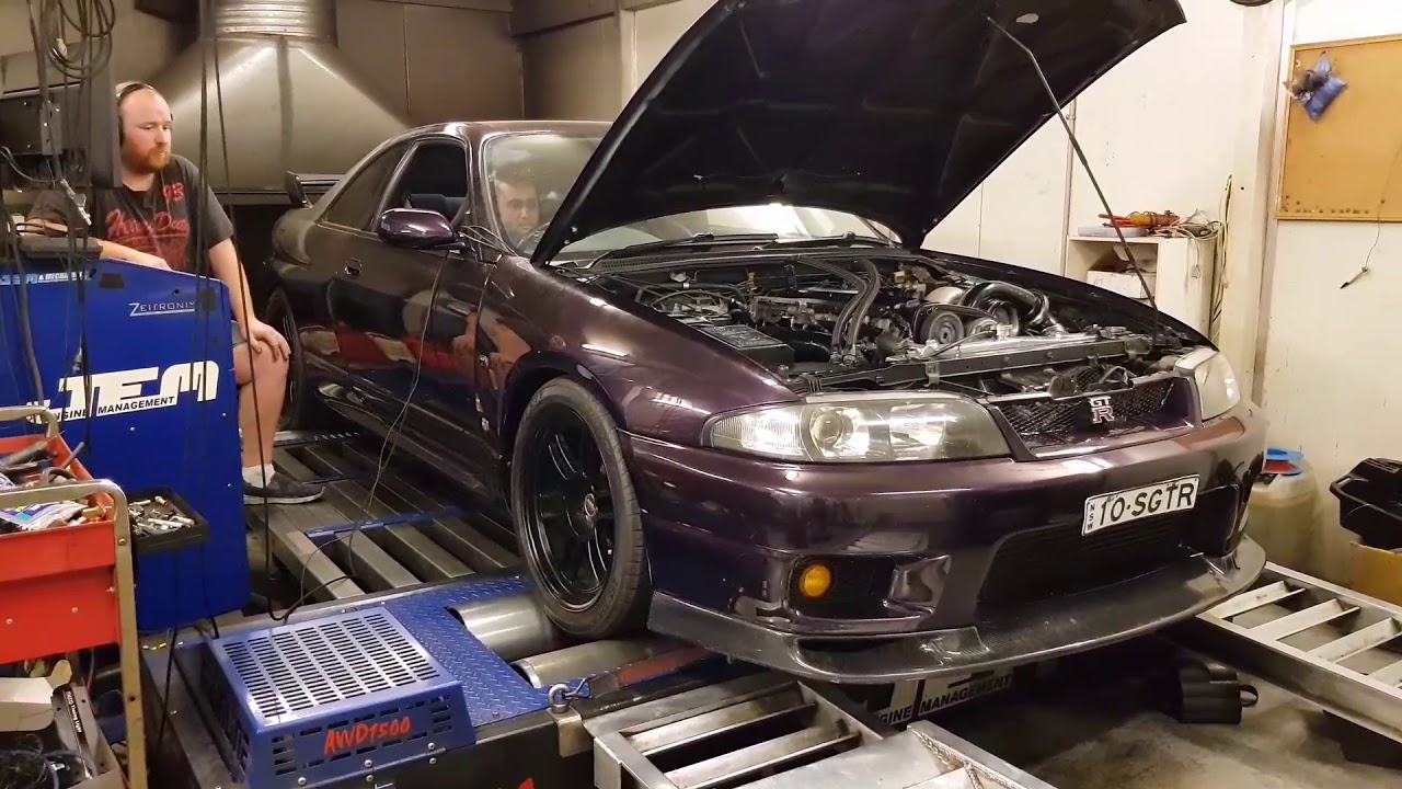 R33 GTR 1088HP with NOS - YouTube
