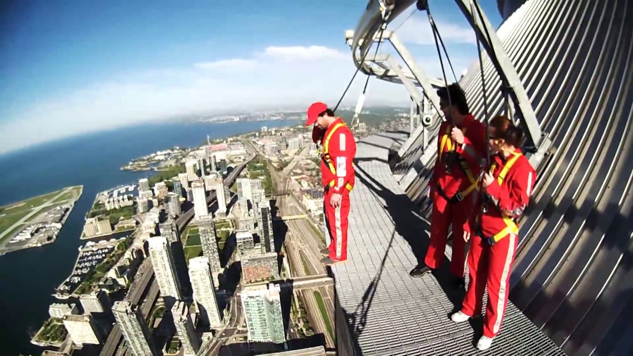 Walking On The EDGE of the CN Tower Toronto EdgeWalk . . . This Was ...