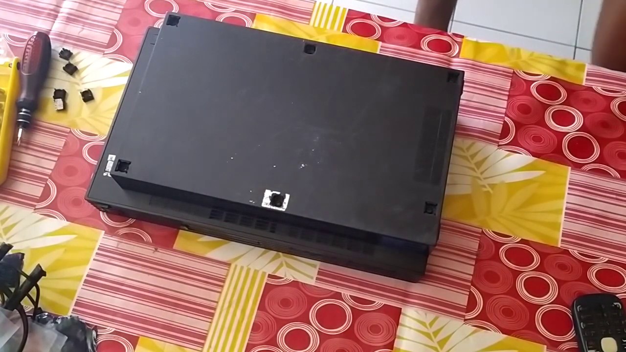 bongkar PS2 dan membersihkan debu, How to disassemble PS2 - YouTube