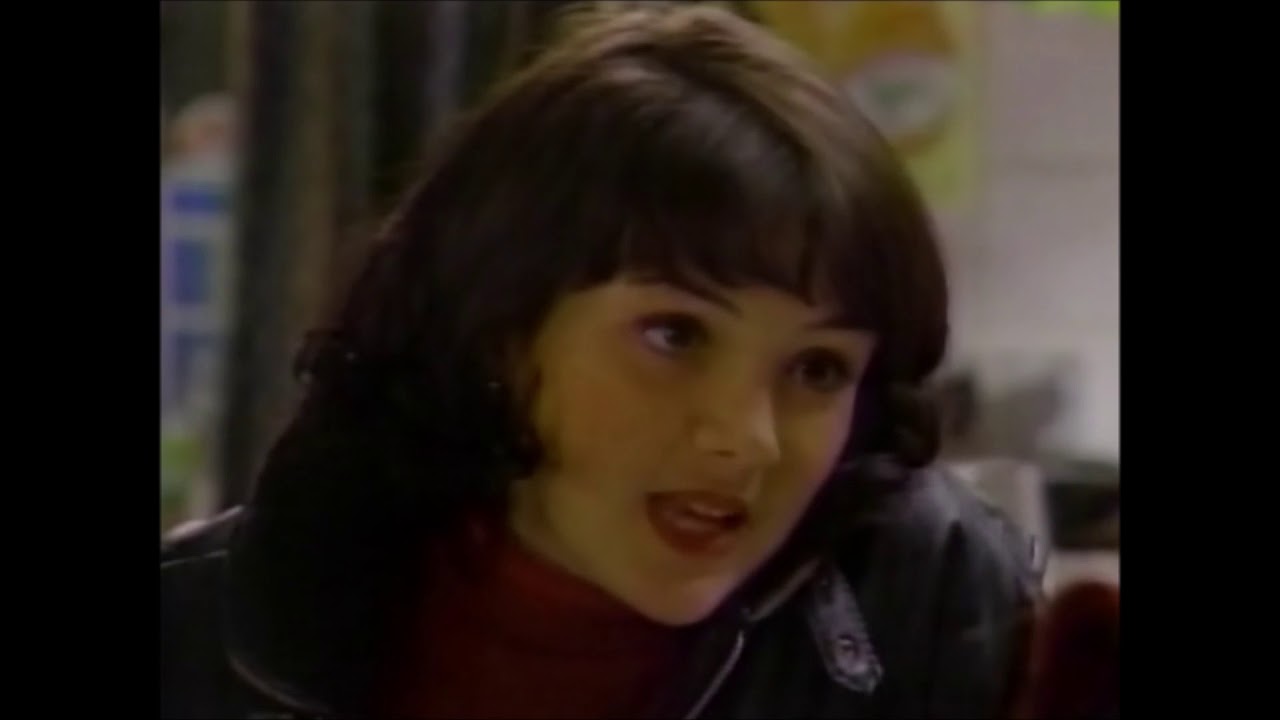 EastEnders - Bianca pours a drink over Ricky (13th November 1995) - YouTube