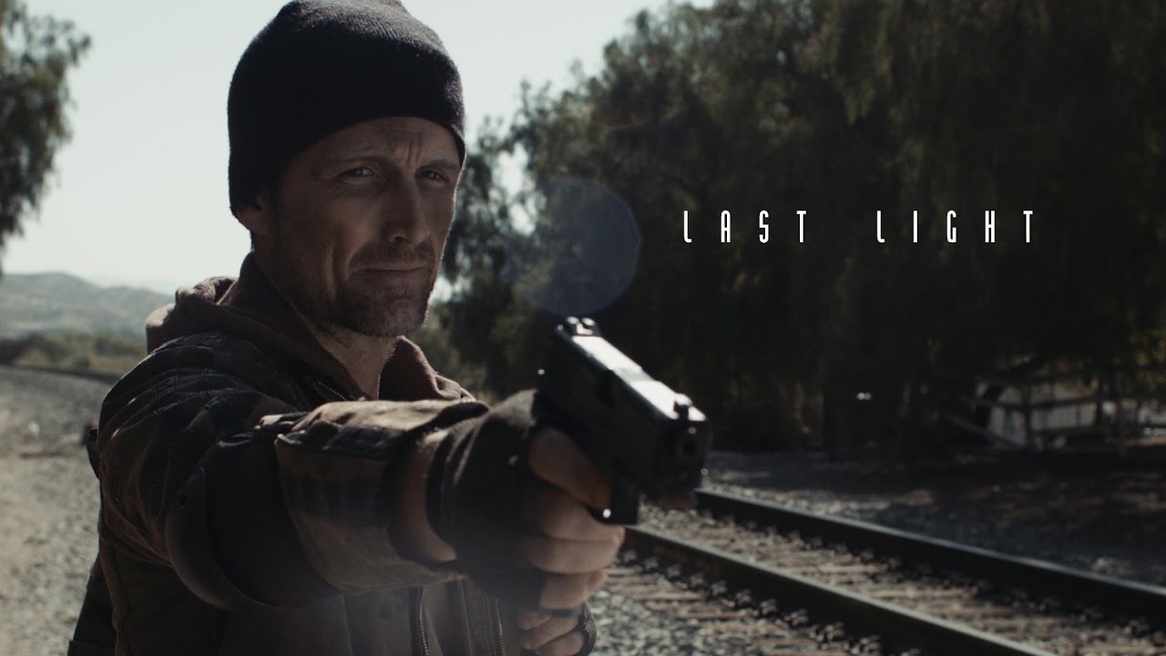 Last Light - "My RØDE Reel 2015" - YouTube