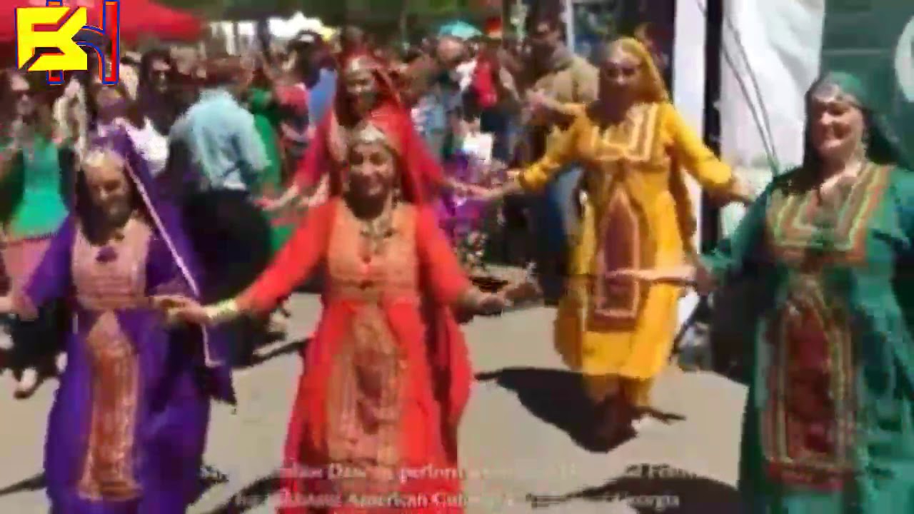 Balochi Dance Baloch Girl New Dance Balochistan - YouTube