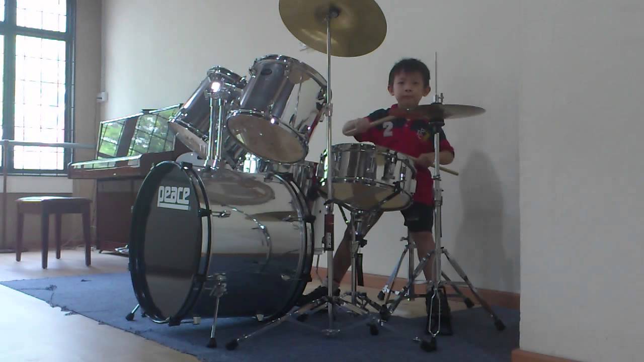 Drum Demo at Fiona music studio - YouTube
