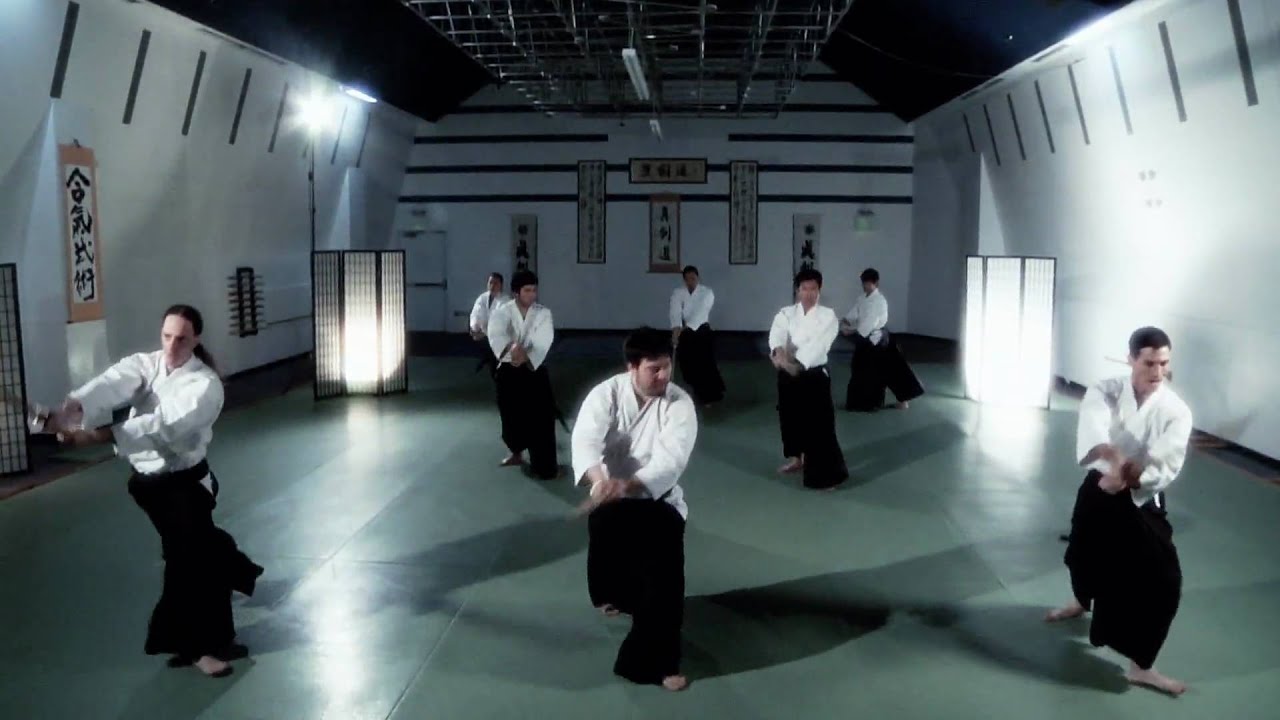 Shinkendo Japanese Swordsmanship and Aikibujutsu Shokai Video - YouTube